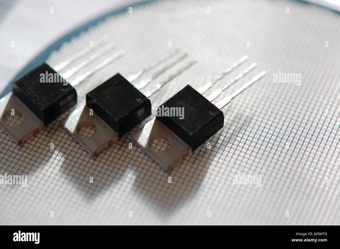 electronics chip electronic semiconductor diode silicon triac ...