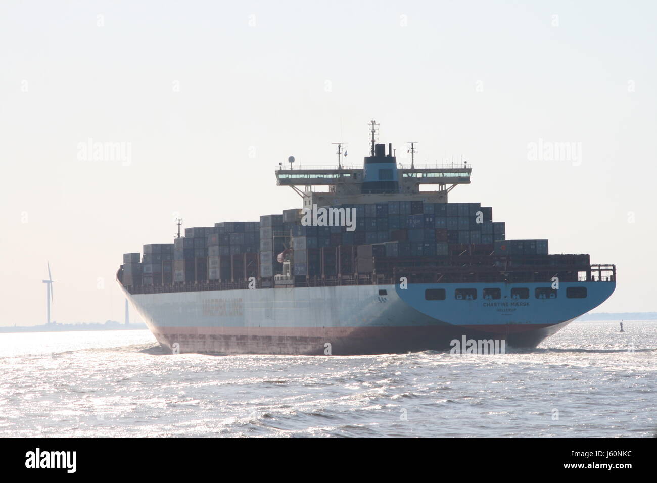 water north sea salt water sea ocean elbe freighter container ...