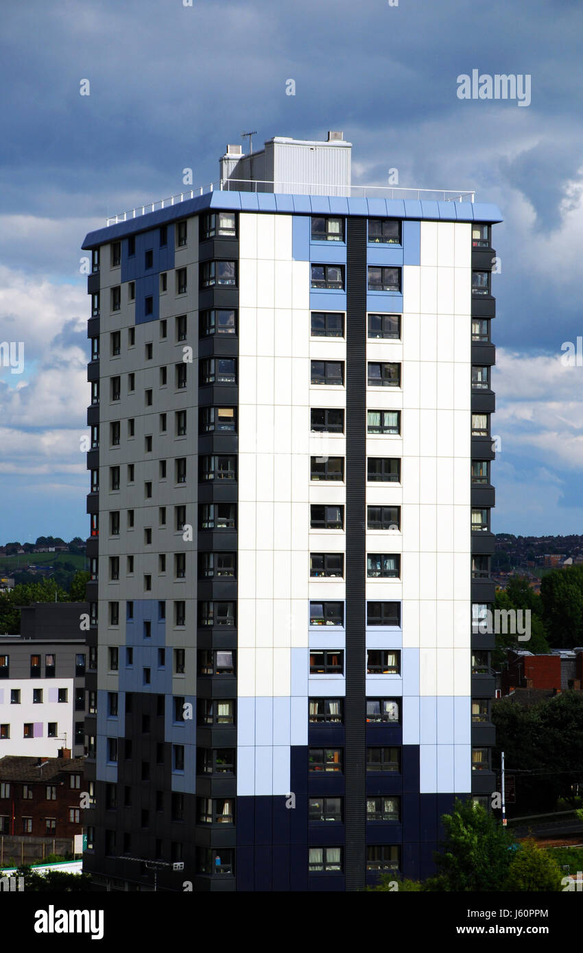 Tower block yorkshire hi-res stock photography and images - Alamy