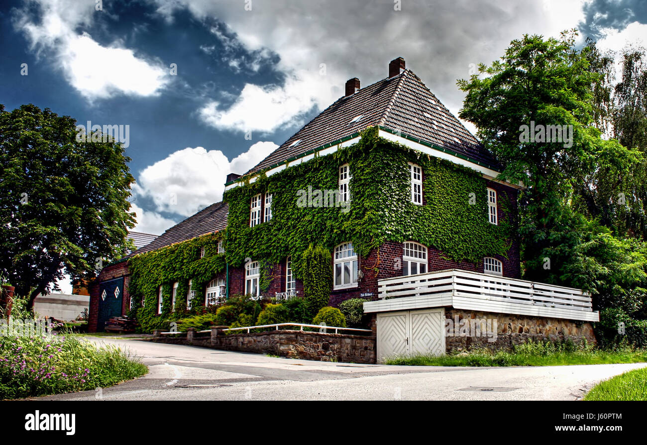 Old country forge hi-res stock photography and images - Alamy