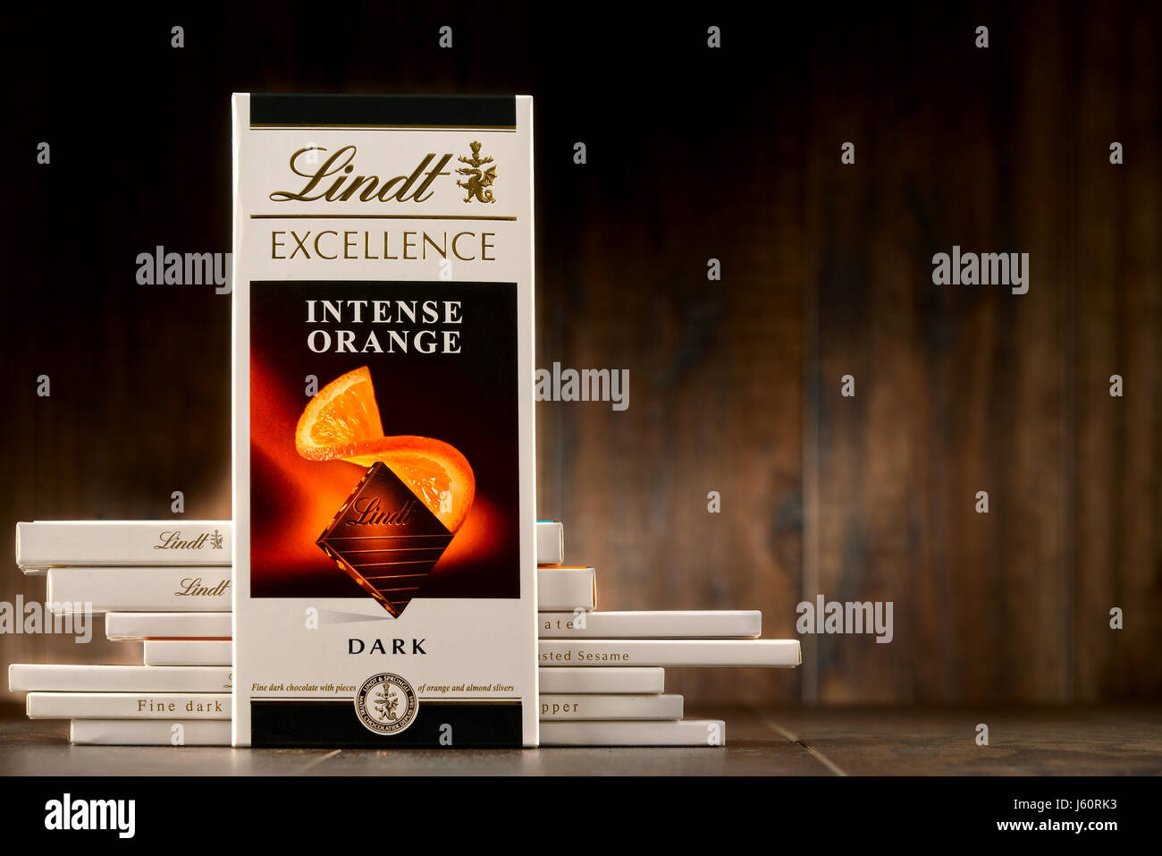 Lindt spruengli hi-res stock photography and images - Alamy