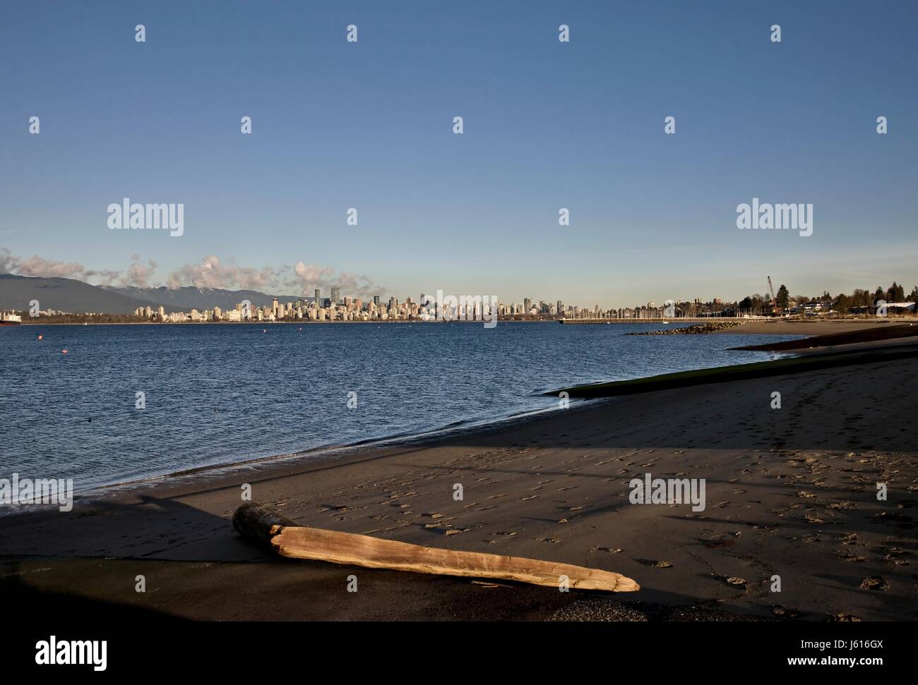 Spanish banks beach hi-res stock photography and images - Alamy