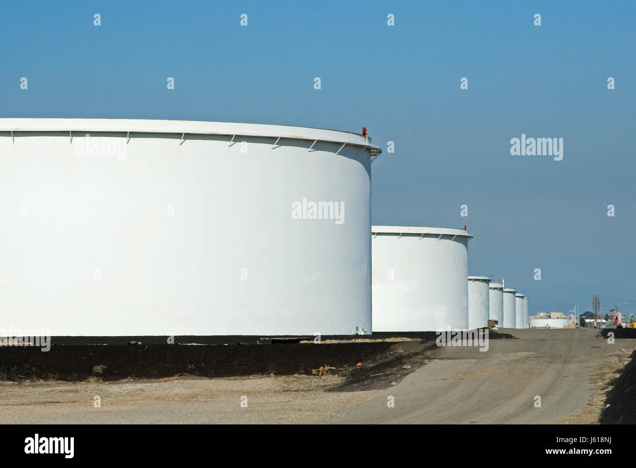 Tank tanks hydrocarbon hi-res stock photography and images - Alamy