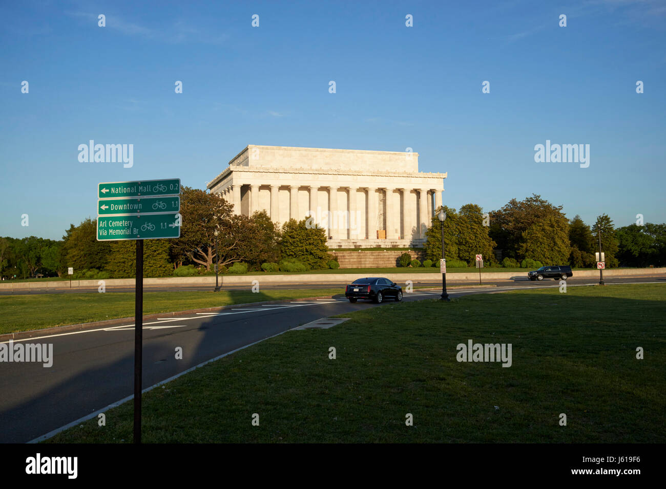 Drive lincoln hi-res stock photography and images - Alamy