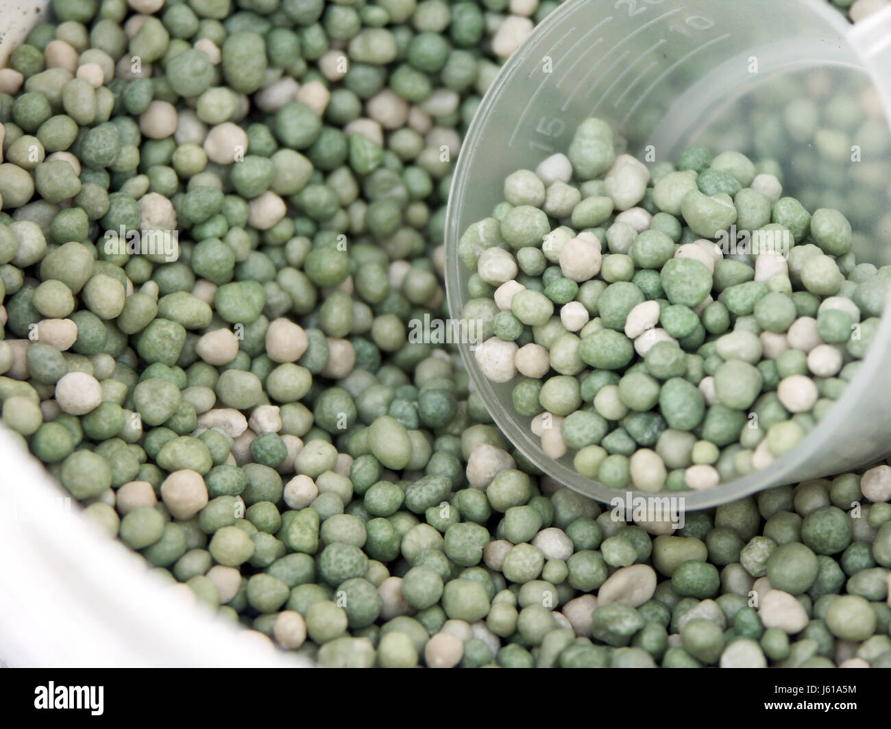 measured sured measure grain growth chemistry pellets fertiliser manure ...
