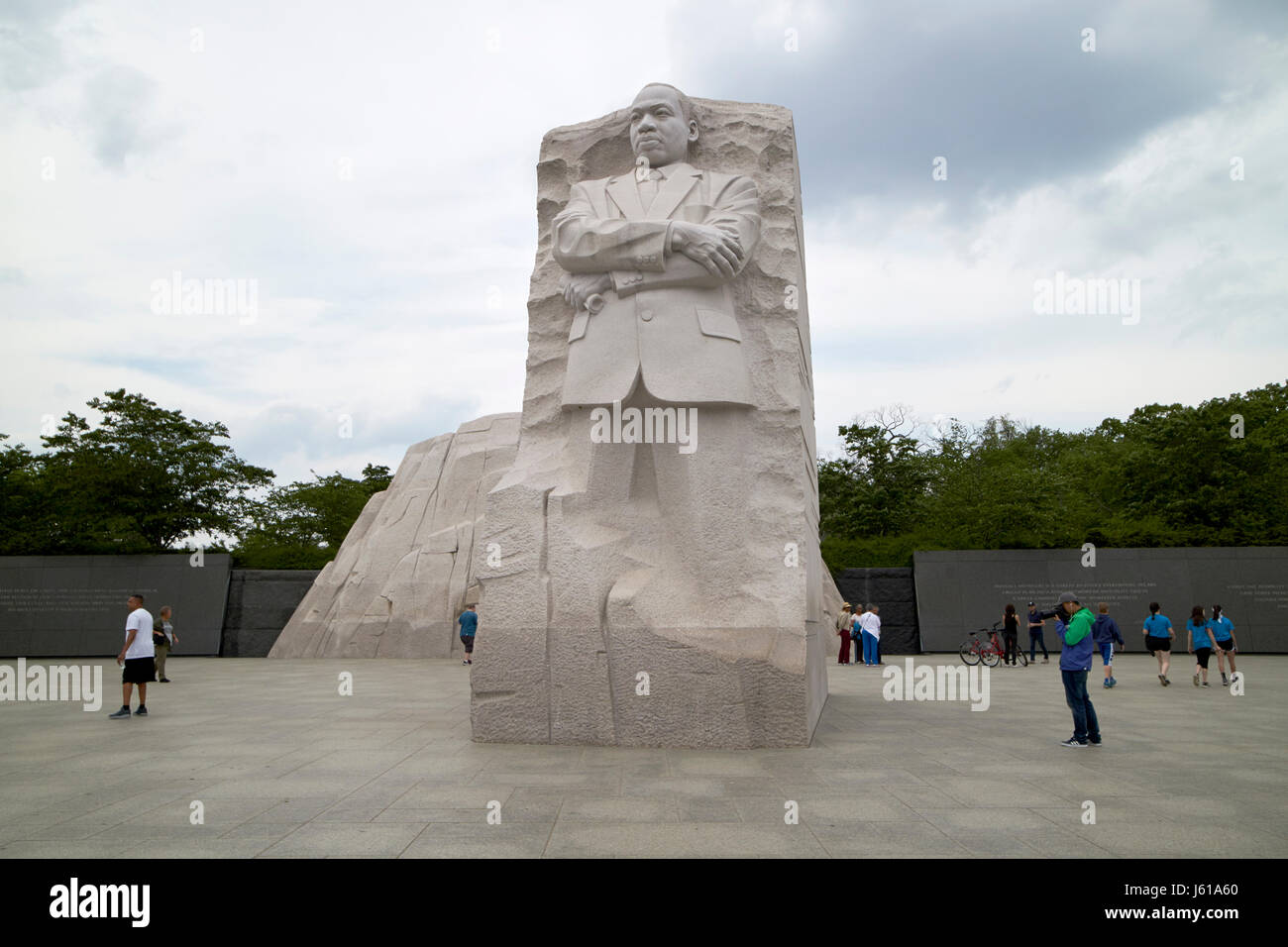 stone of hope at the Martin Luther King Jnr memorial Washington DC USA ...
