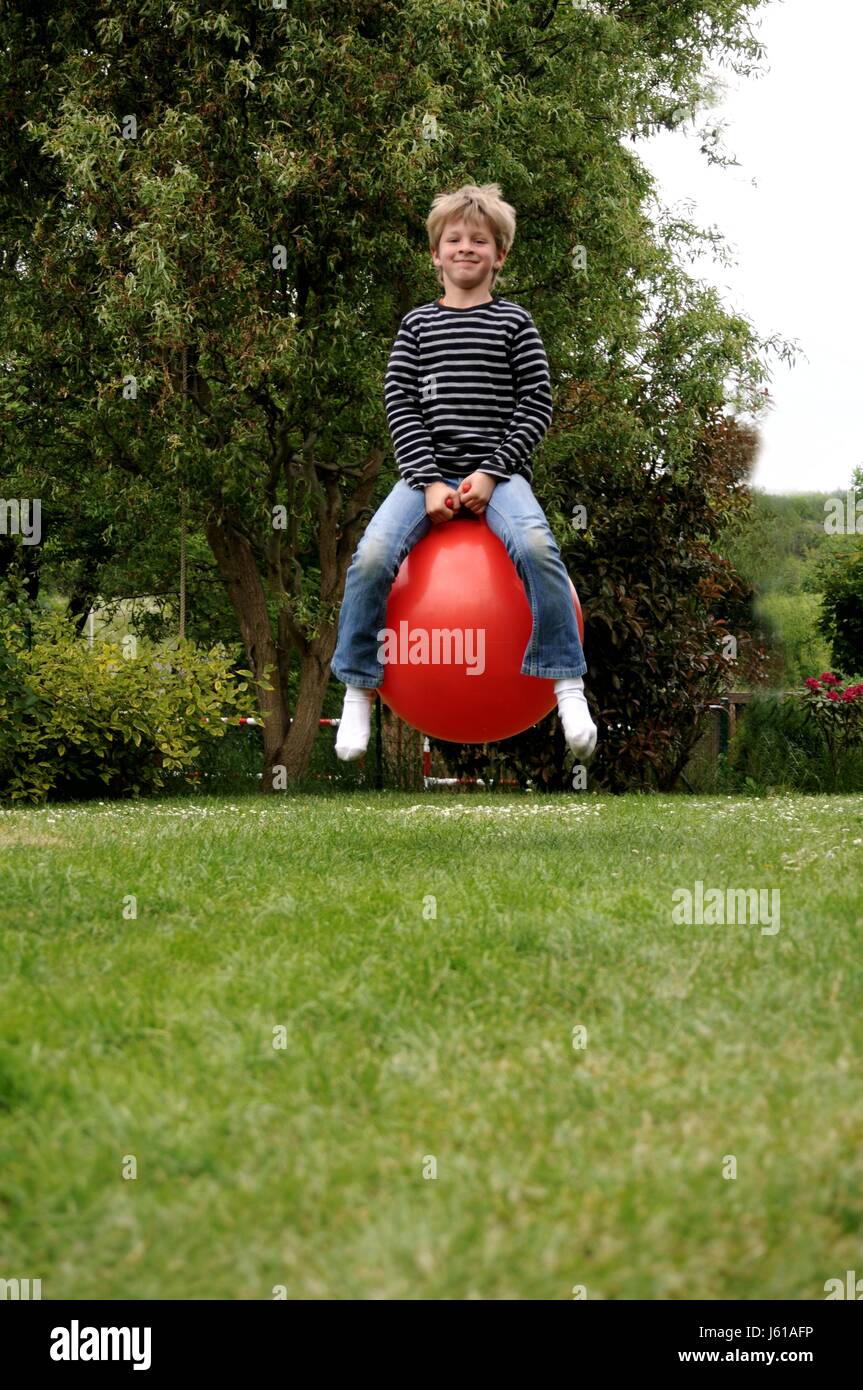 motion postponement moving movement ball spring bouncing bounces hop ...