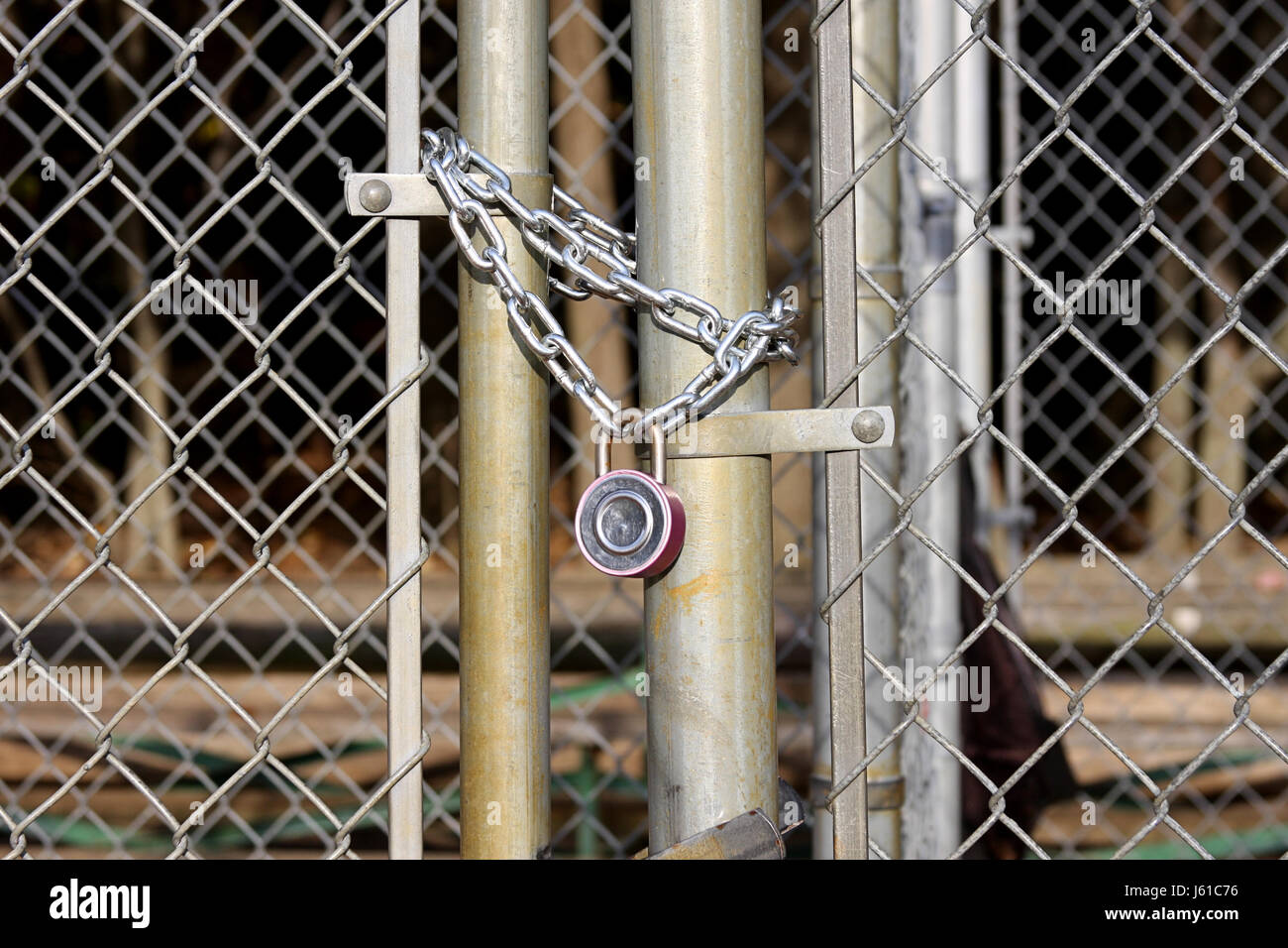 lock goal passage gate archgway gantry chain closed fence locked latch ...