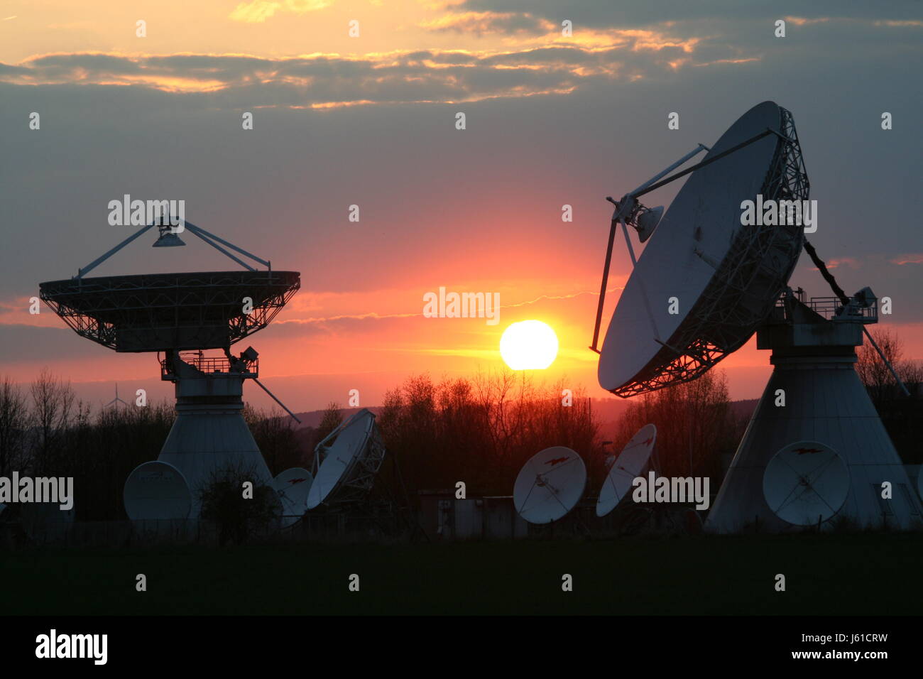 sunset radio data communication earth station sunset radio transmitter ...