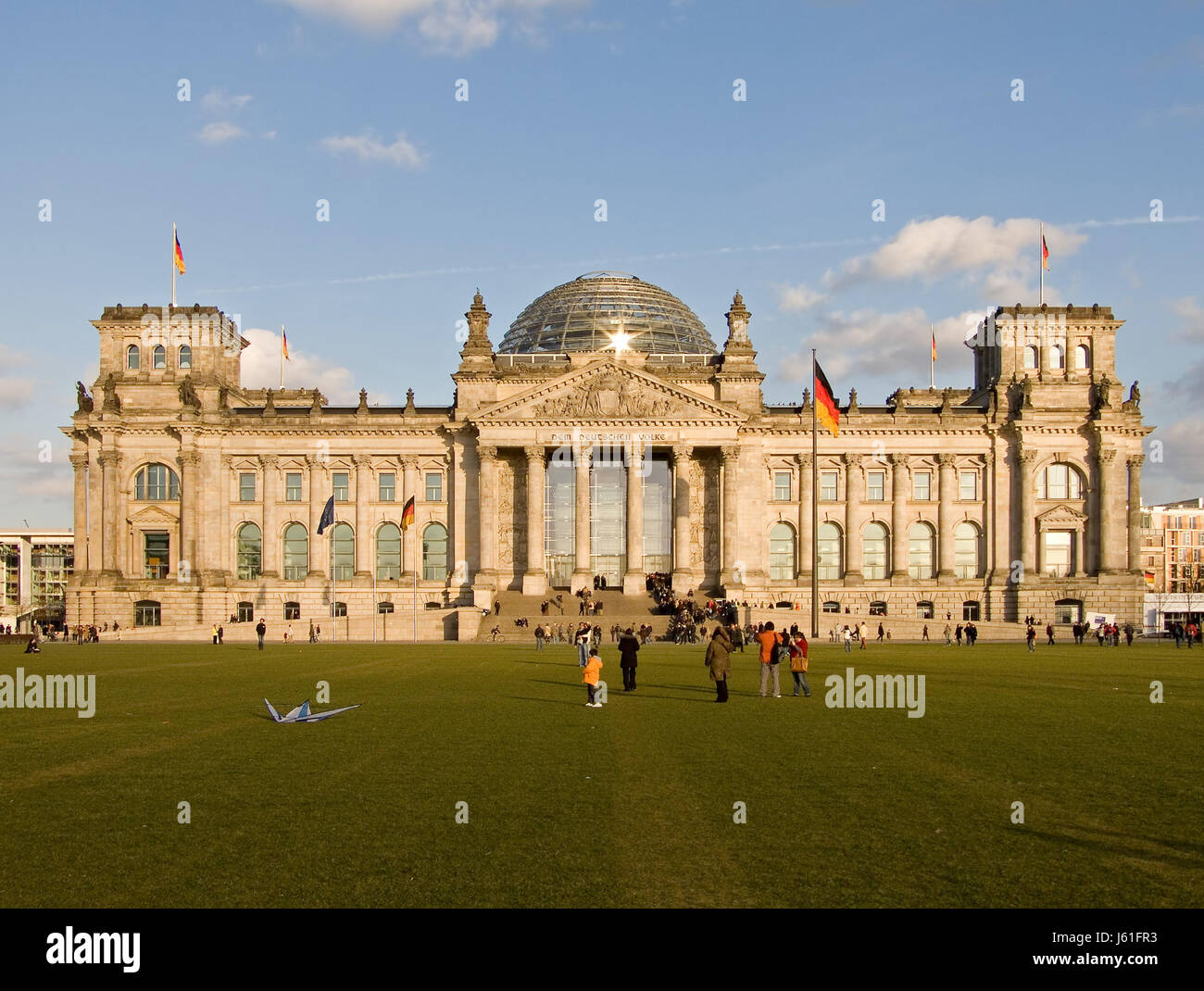 berlin germany german federal republic parliament power politics ...