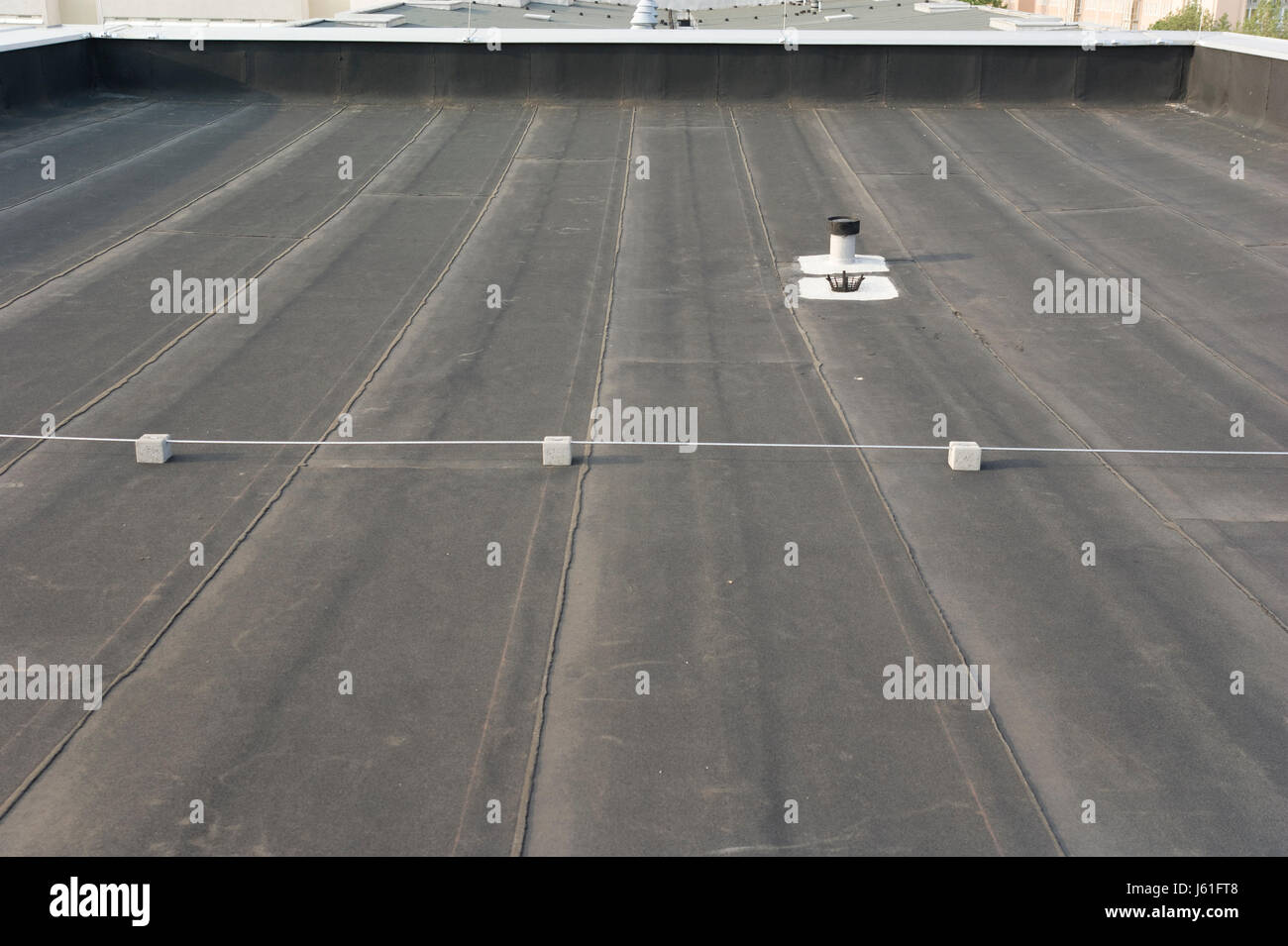 detail tiler lightning protection flat roof rooftop house building ...