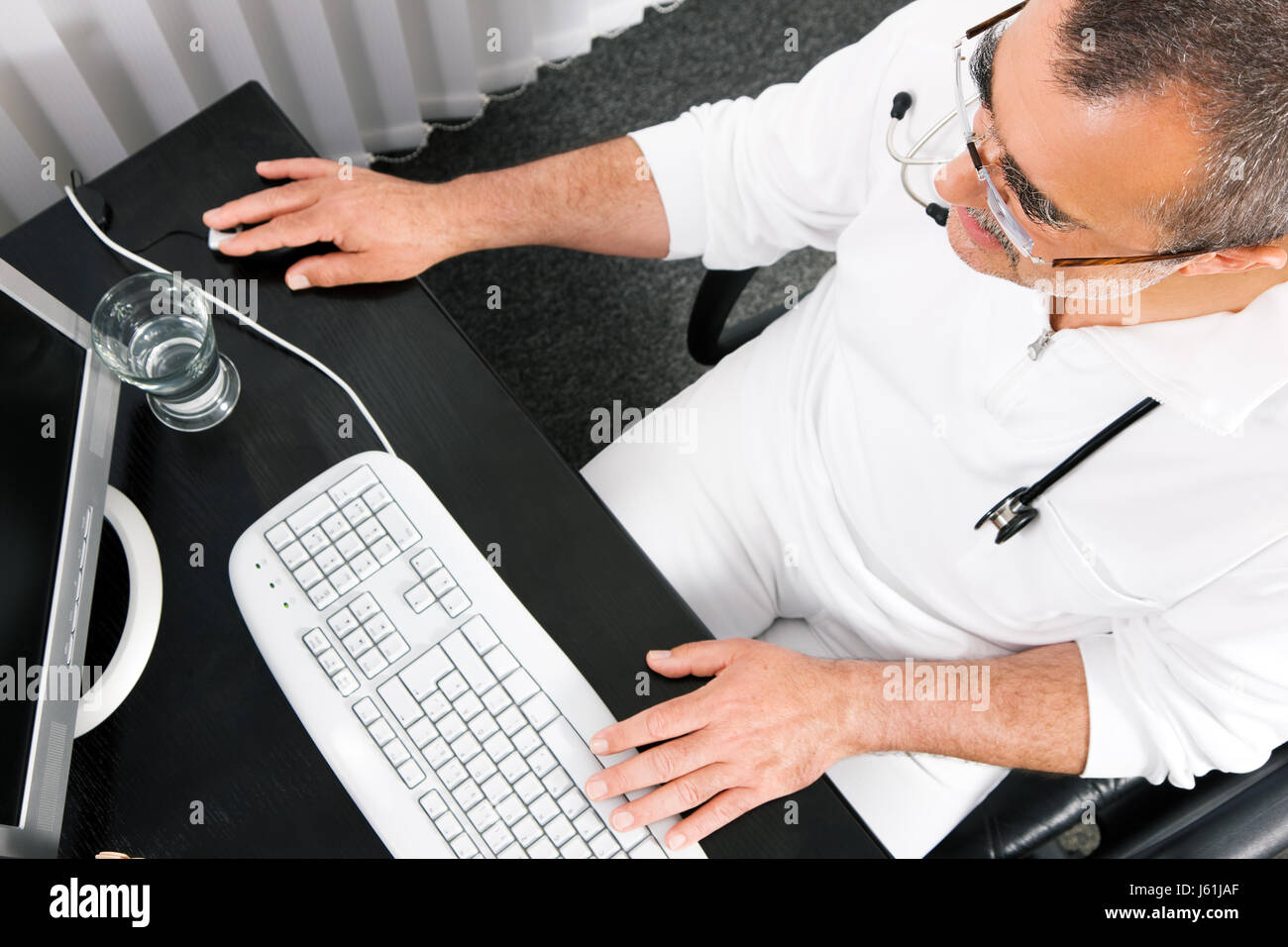 doctor physician medic medical practicioner PC computers computer ...