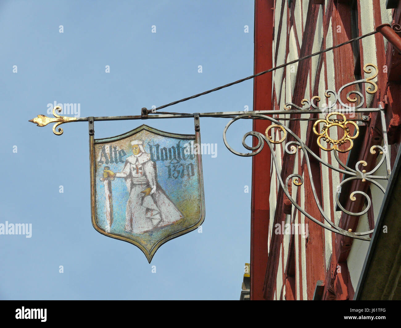 Pub inn sign hi-res stock photography and images - Alamy