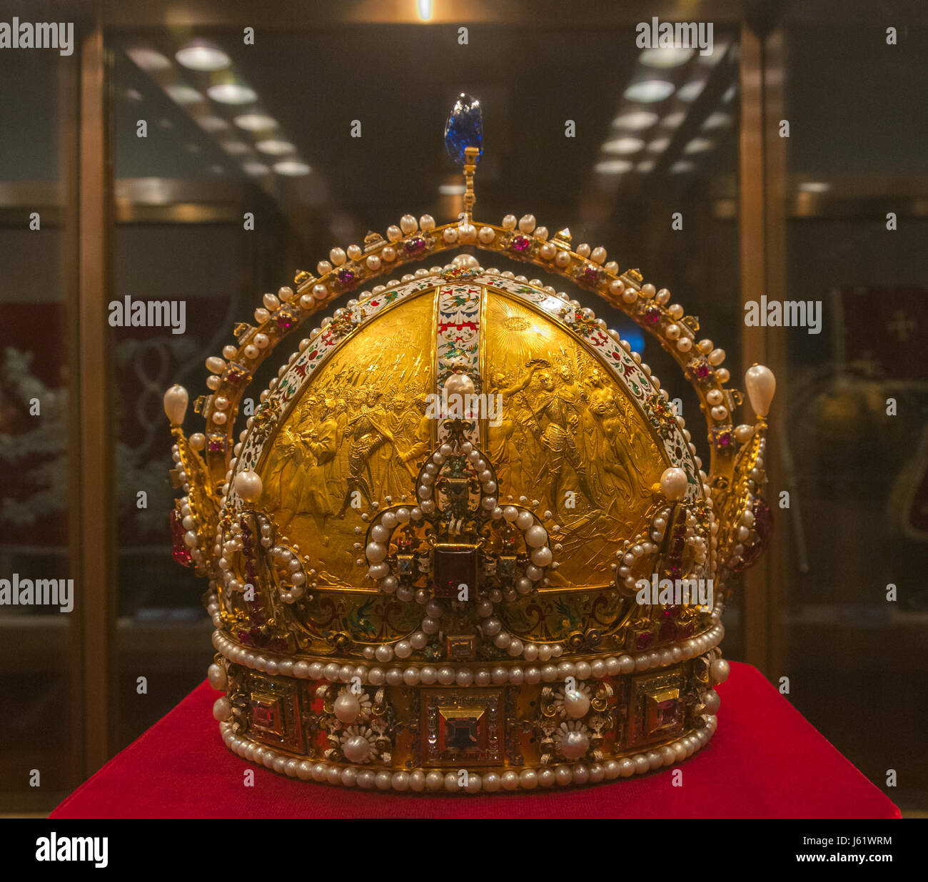 Austria, Vienna, Hofburg Imperial Palace, Schatzkammer Imperial ...