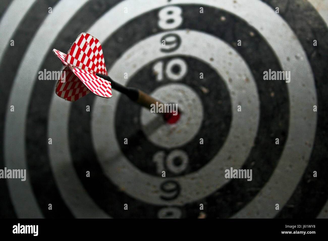 hit centre rings direct hit object-oriented sport sports game ...