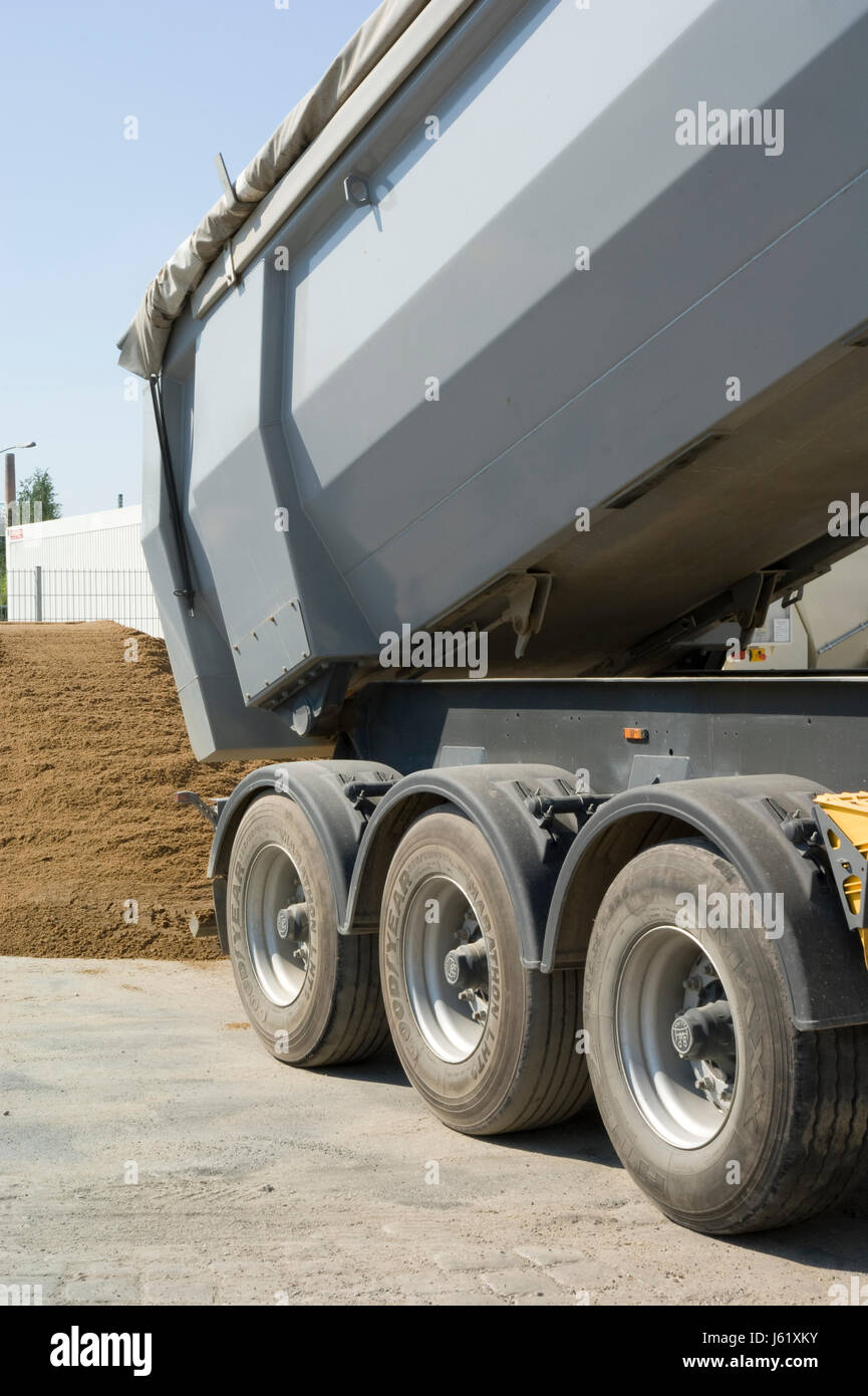 Universal conveyance transportation hi-res stock photography and images ...