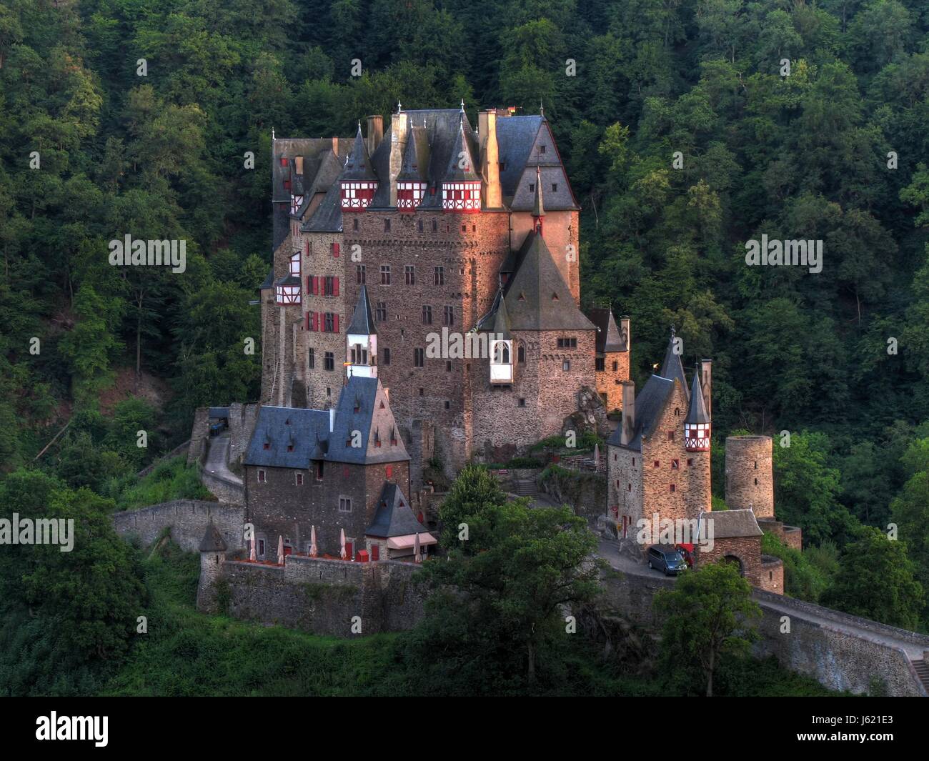 ruin chateau castle romanticism sightseeing knight scenery countryside ...