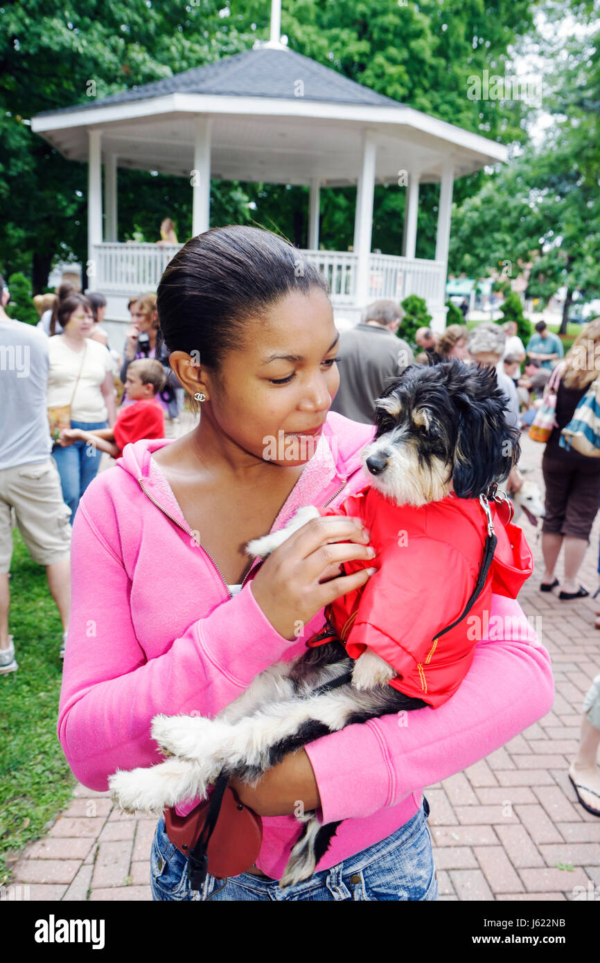 Animal costume hi-res stock photography and images - Alamy