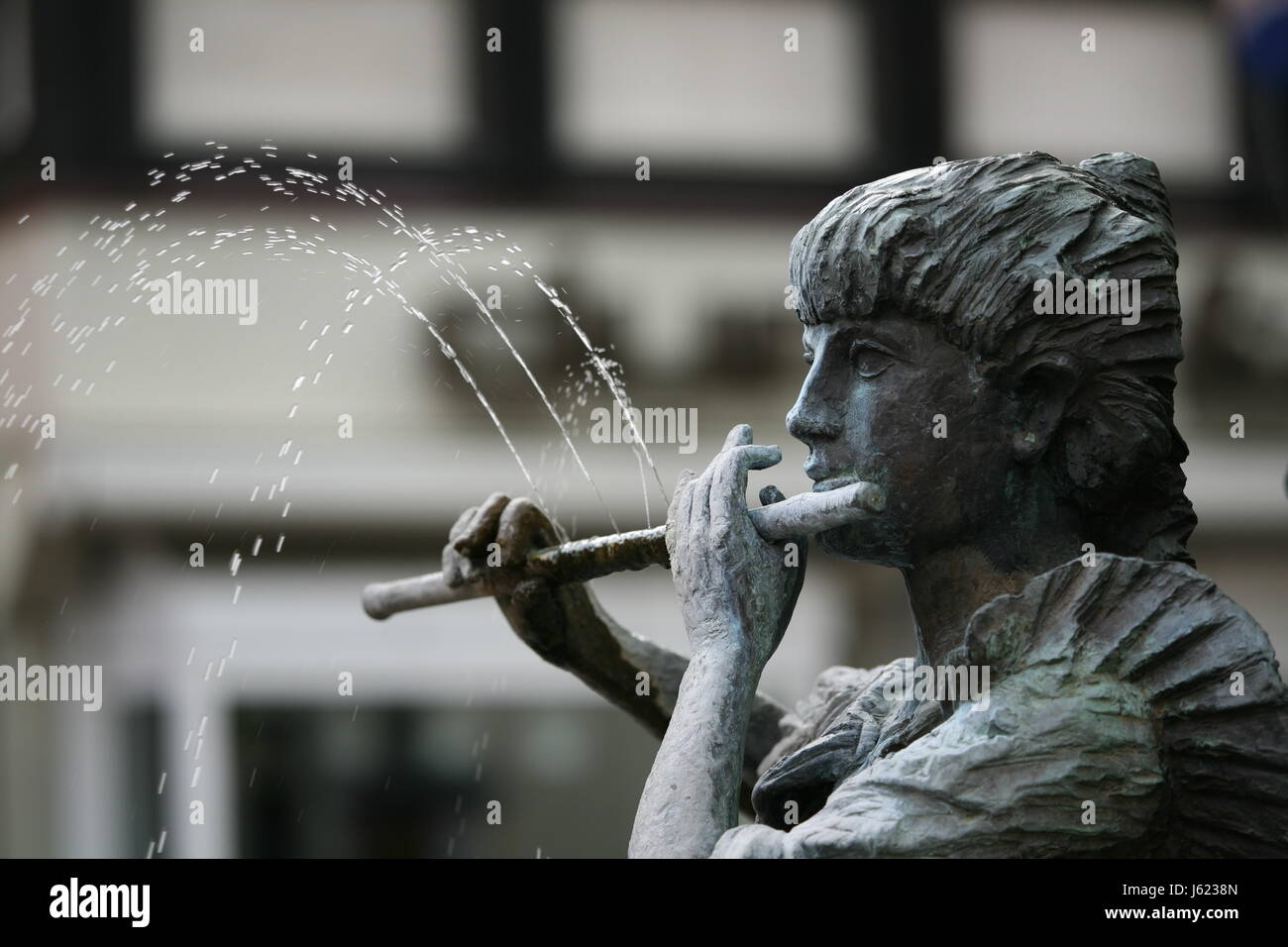 Transverse flute player hi-res stock photography and images - Alamy