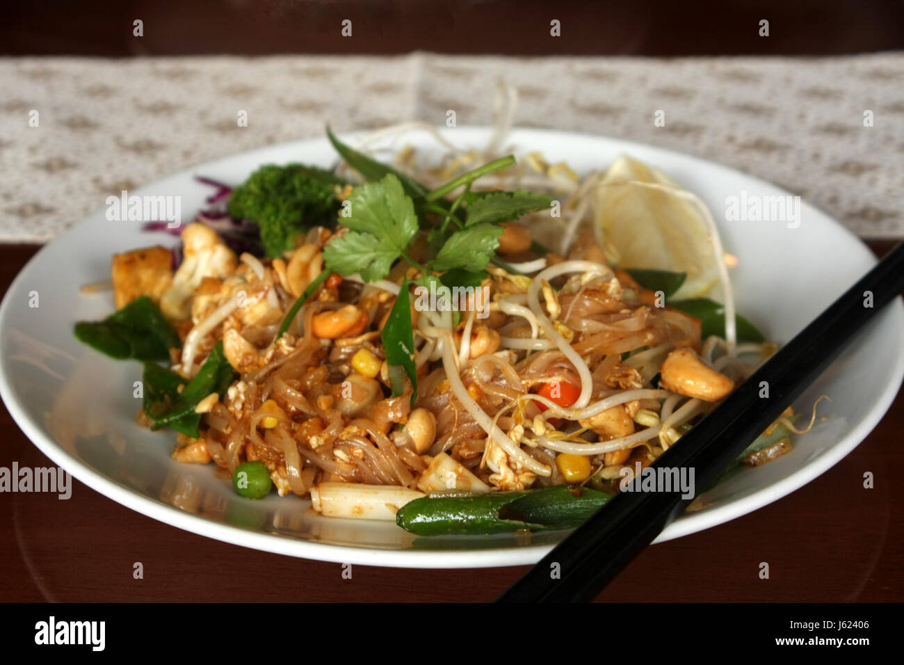asiatic thailand noodles food dish meal asia vegetable nuts nut cashew ...