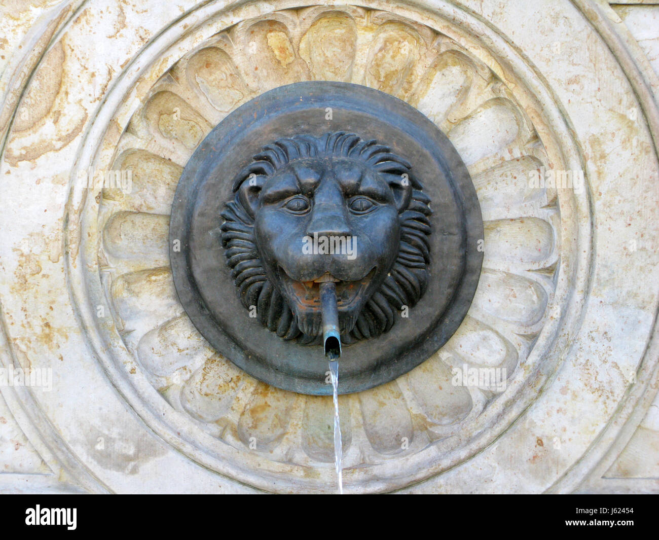 detail statue fountain gargoyle water art style of construction ...