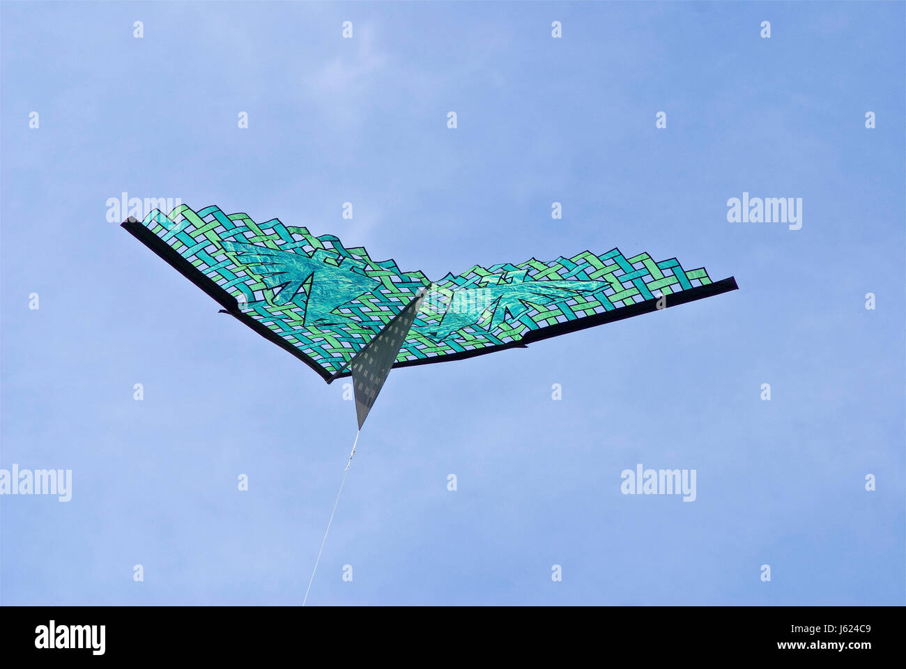 kite kites fall autumn kite kites fly flies flys flying wind hang-glide ...