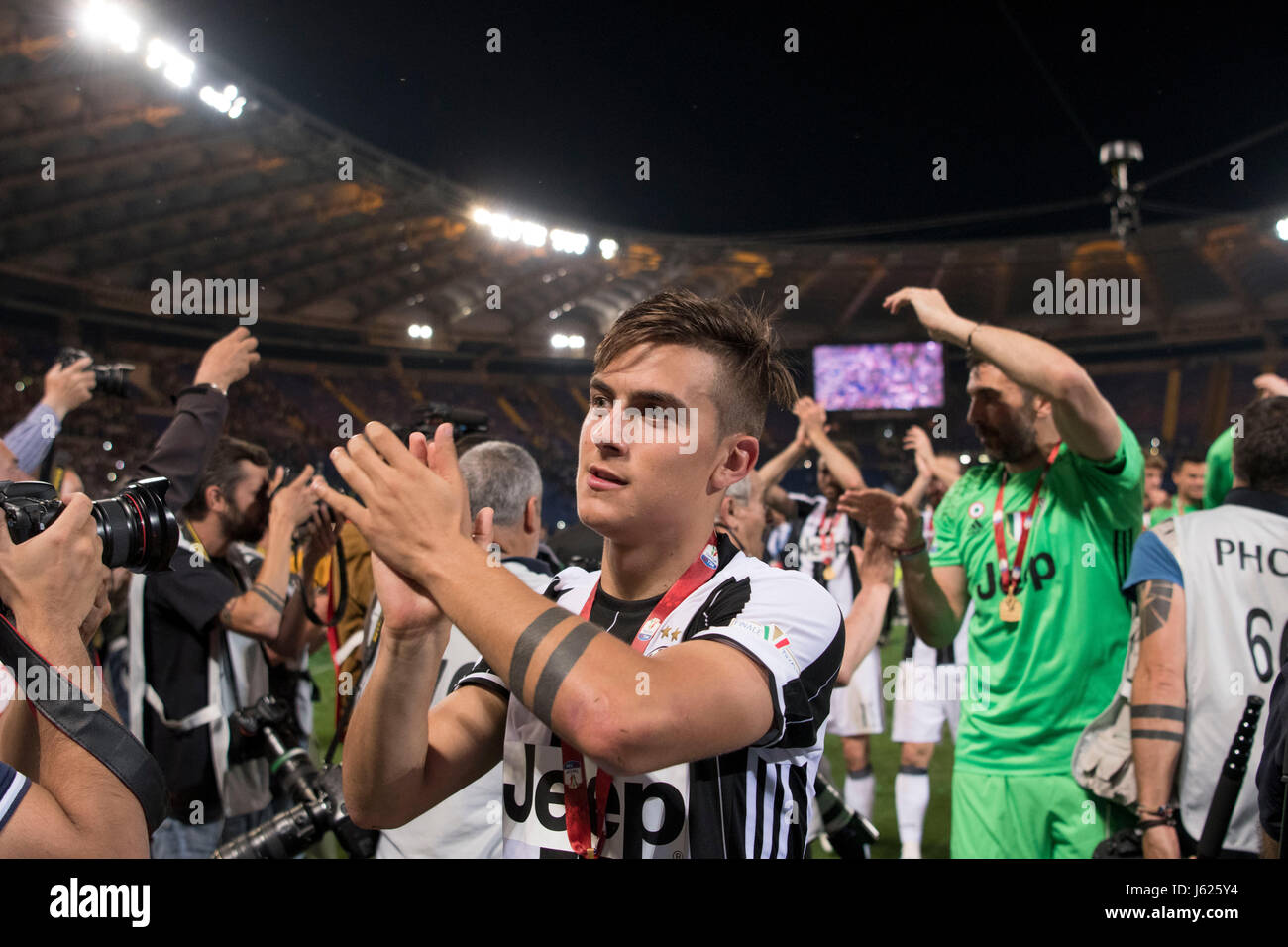 Paulo dybala celebration hi-res stock photography and images - Alamy