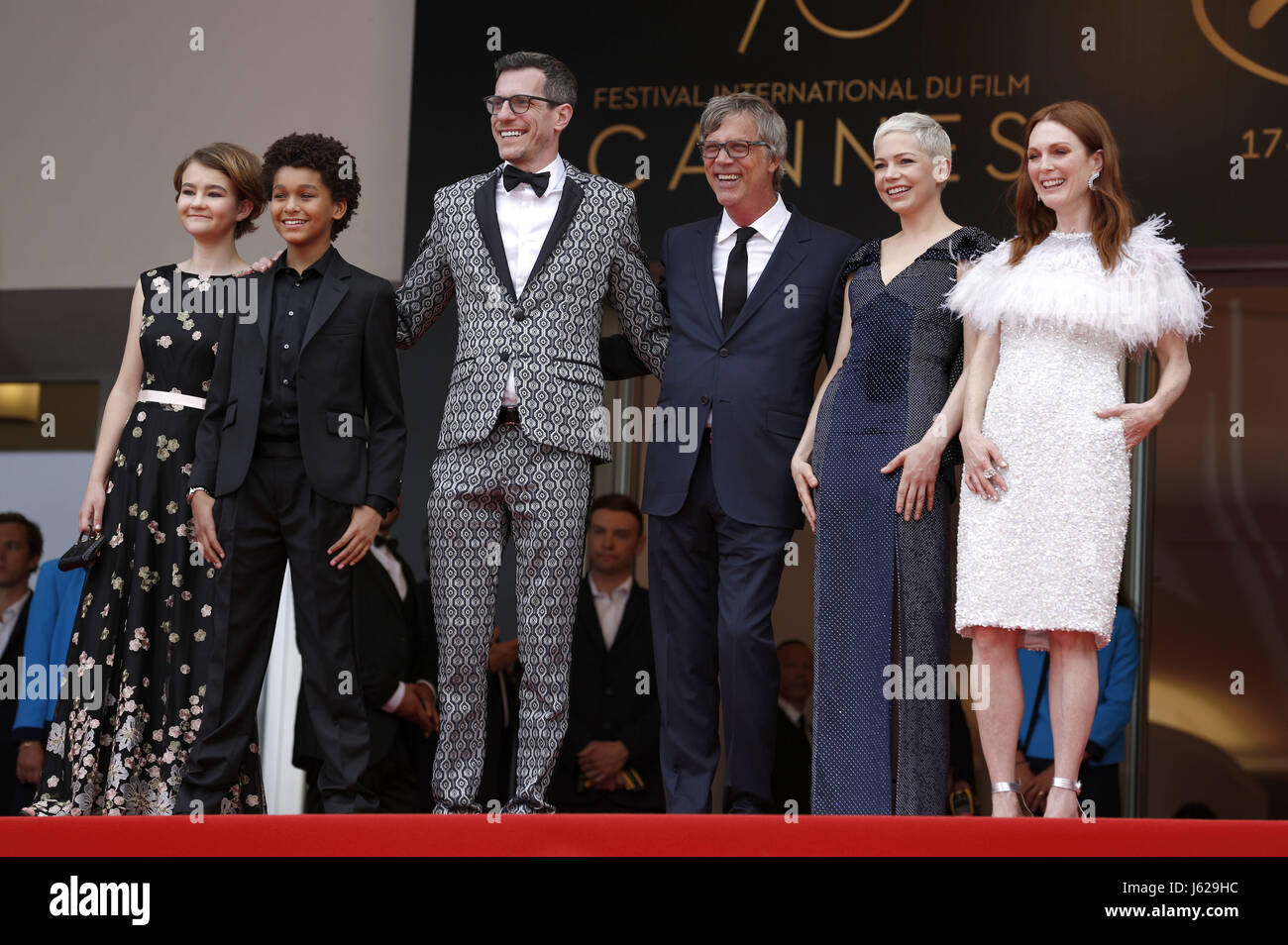 Cannes, Frankreich. 18th May, 2017. Millicent Simmonds, Jaden Michael, Brian Selznick, Todd ...