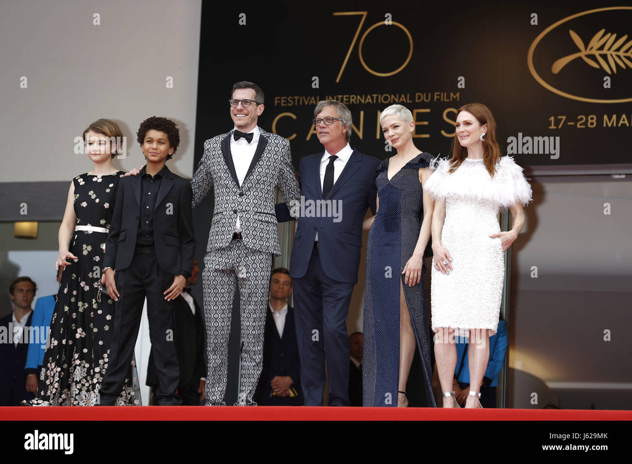 Cannes, Frankreich. 18th May, 2017. Millicent Simmonds, Jaden Michael, Brian Selznick, Todd ...