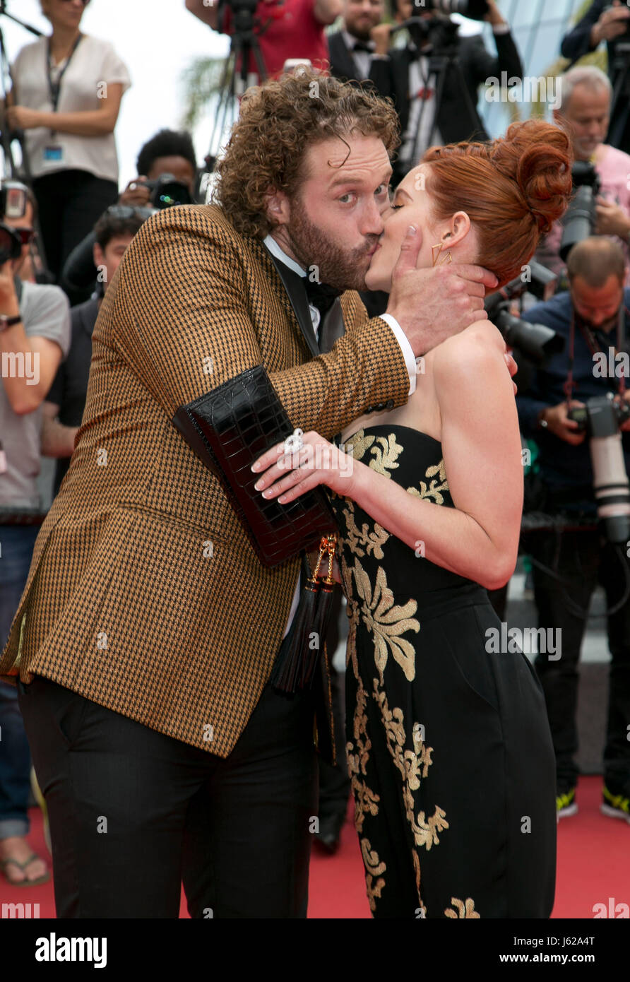 Cannes, France. 18th May, 2017. T.J. Miller and Kate Gorney attend the ...