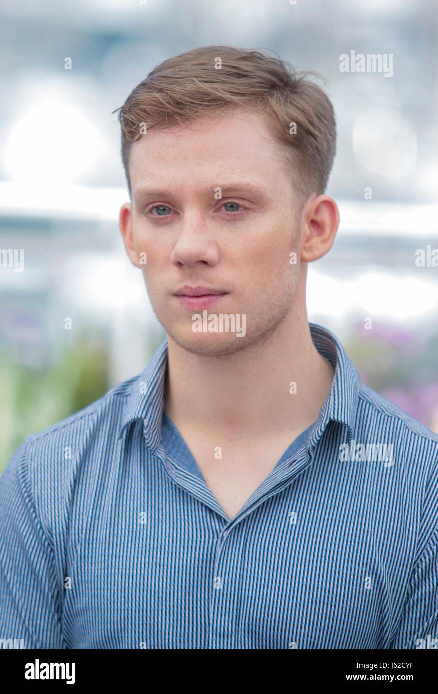 Joe cole actor hi-res stock photography and images - Alamy