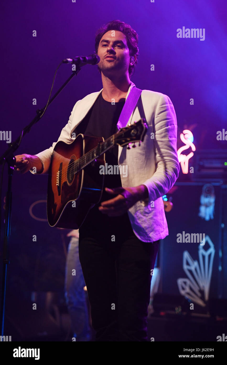 Miami Beach, Florida, USA. 18th May, 2017. Jonathan Russell of The Head ...
