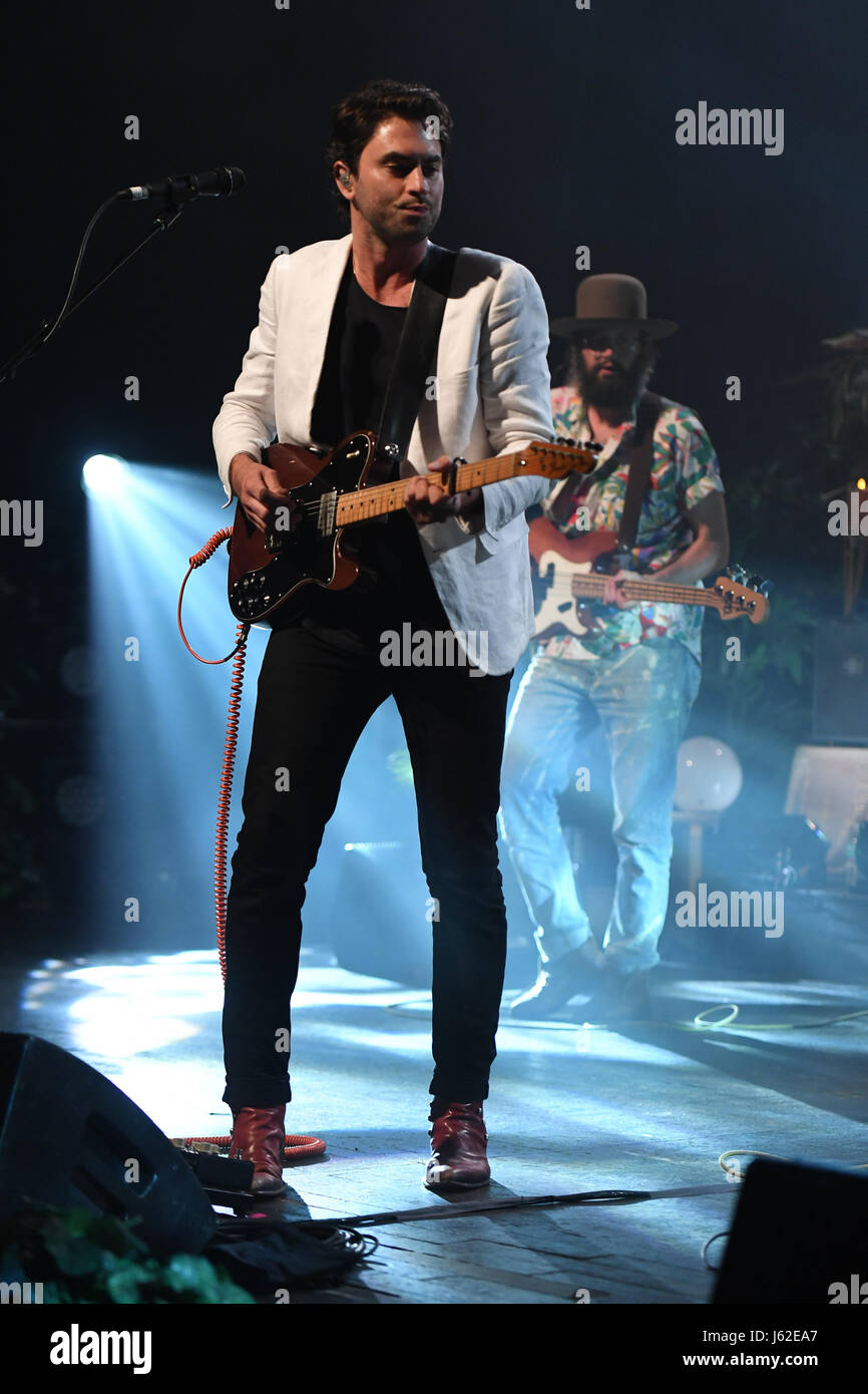 Miami Beach, Florida, USA. 18th May, 2017. Jonathan Russell of The Head ...
