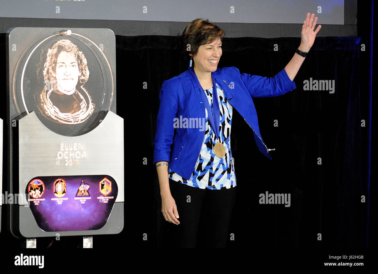 Ellen Ochoa Stock Photos & Ellen Ochoa Stock Images - Alamy