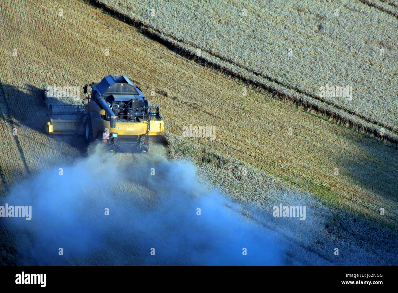 Dusty hard drive hi-res stock photography and images - Alamy