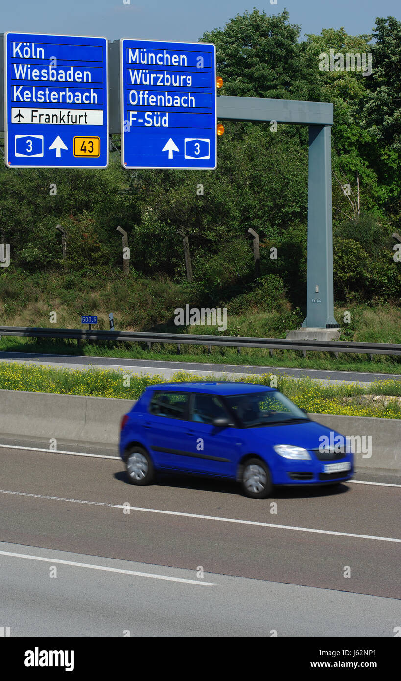 5 autobahnschild hi-res stock photography and images - Alamy