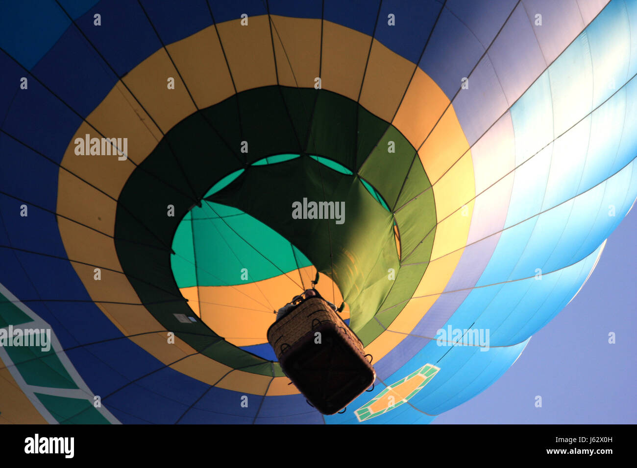 drive basket balloon hot air balloon rise climb climbing ascend uphill ...