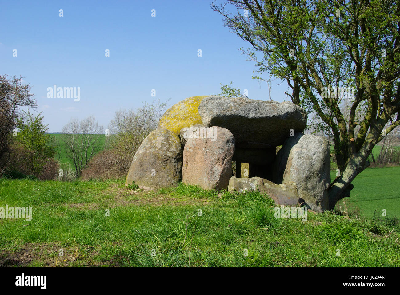 stone rock grave historical stone green field europe rock brandenburg ...