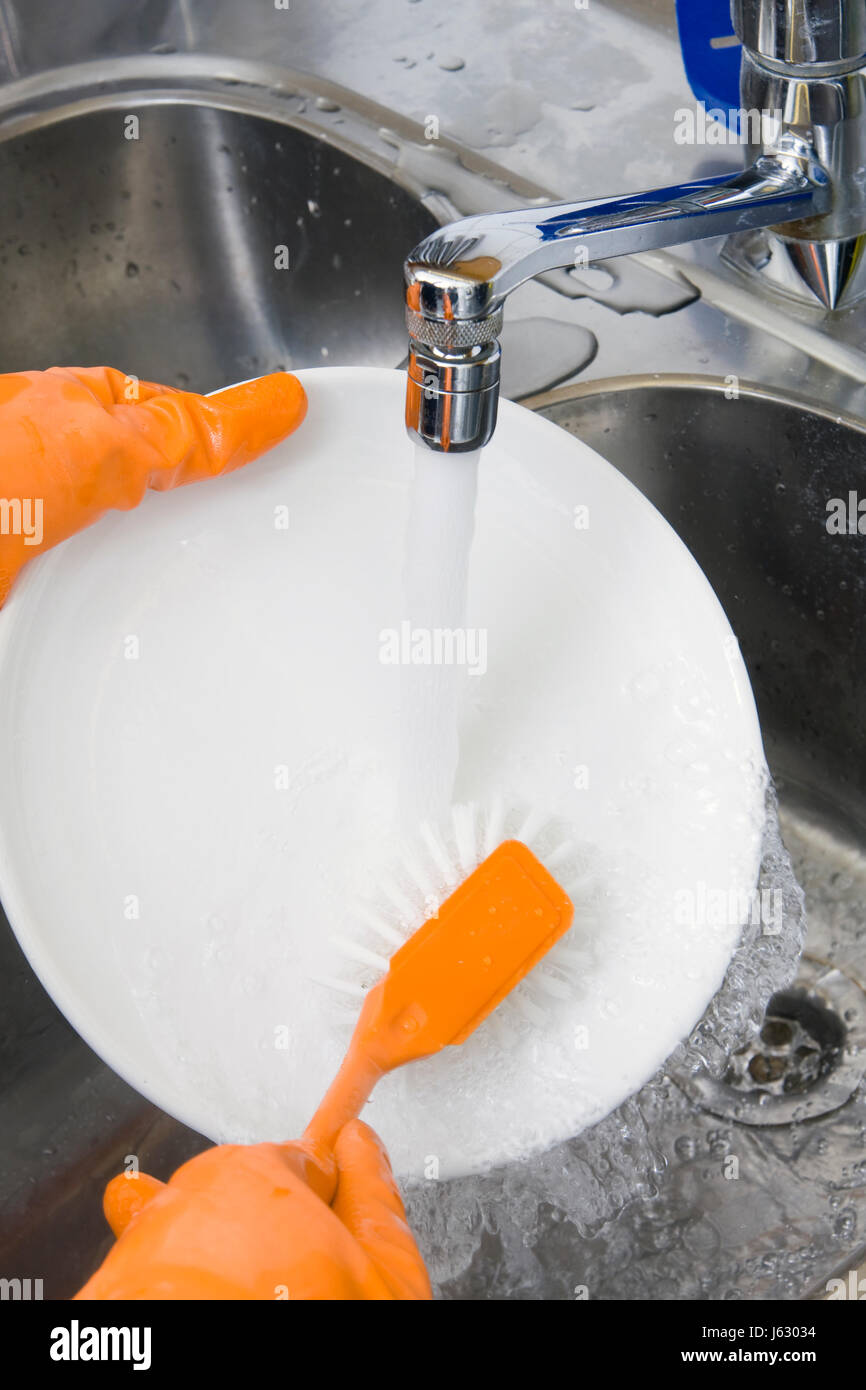 Water plate hi-res stock photography and images - Alamy