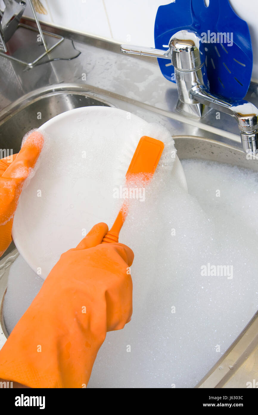 Water plate hi-res stock photography and images - Alamy