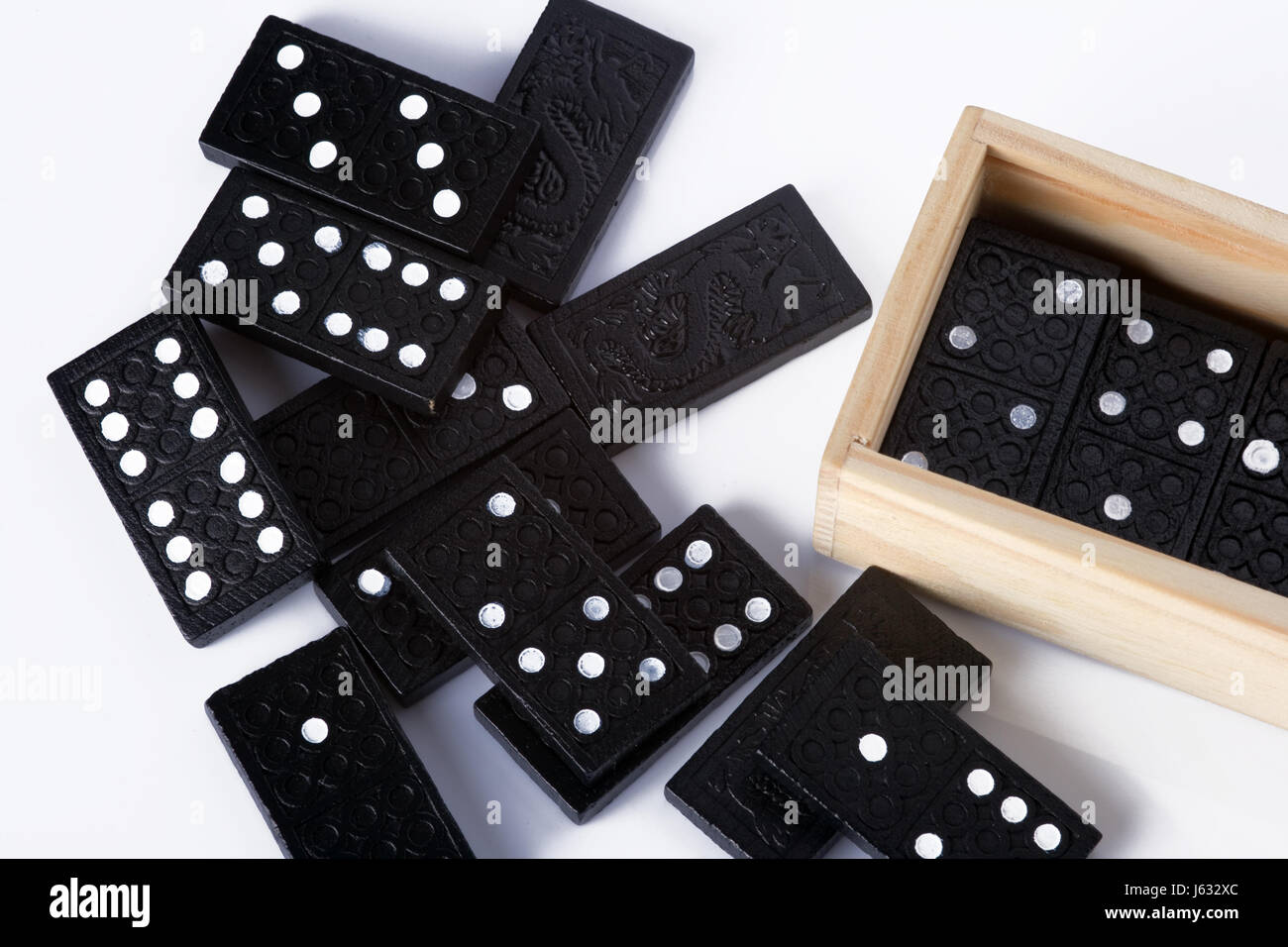 game tournament play playing plays played domino objects single spare ...