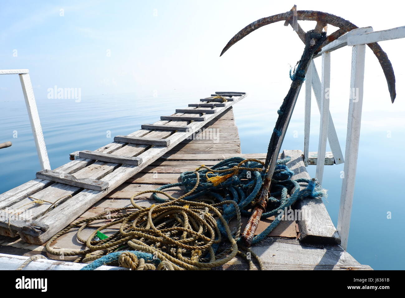 Rope anchors hi-res stock photography and images - Alamy