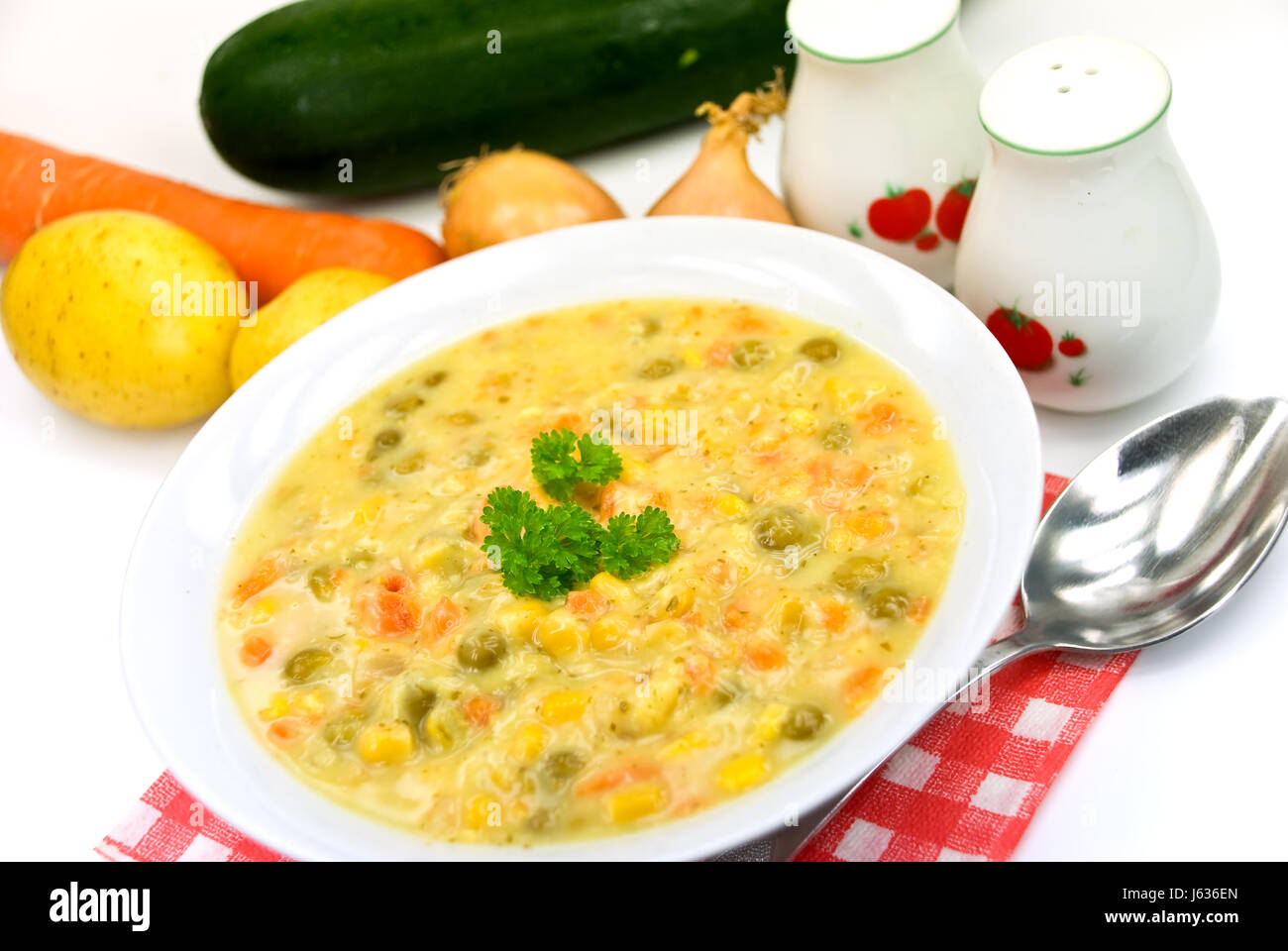 vegetable diet enclosure peas starter crowd casserole soup broth salt ...