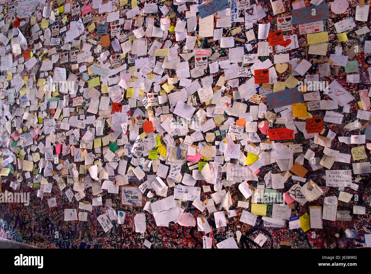 Briefwand hi-res stock photography and images - Alamy