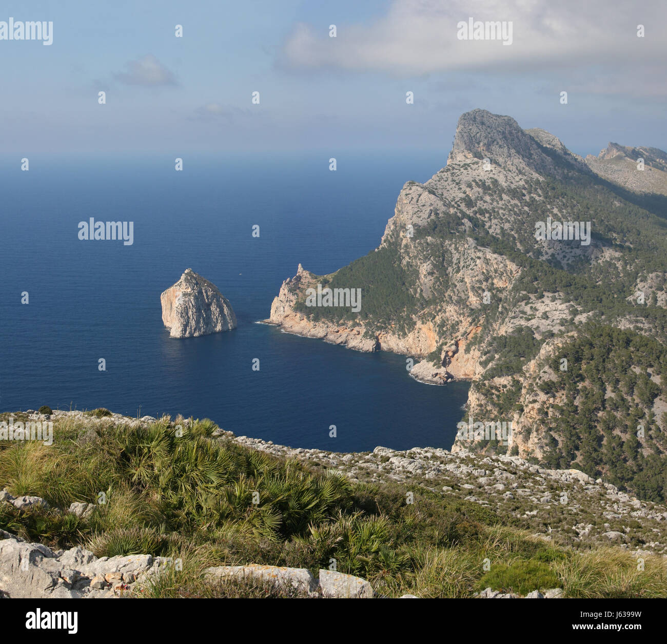 mallorca spain water mediterranean salt water sea ocean sightseeing ...