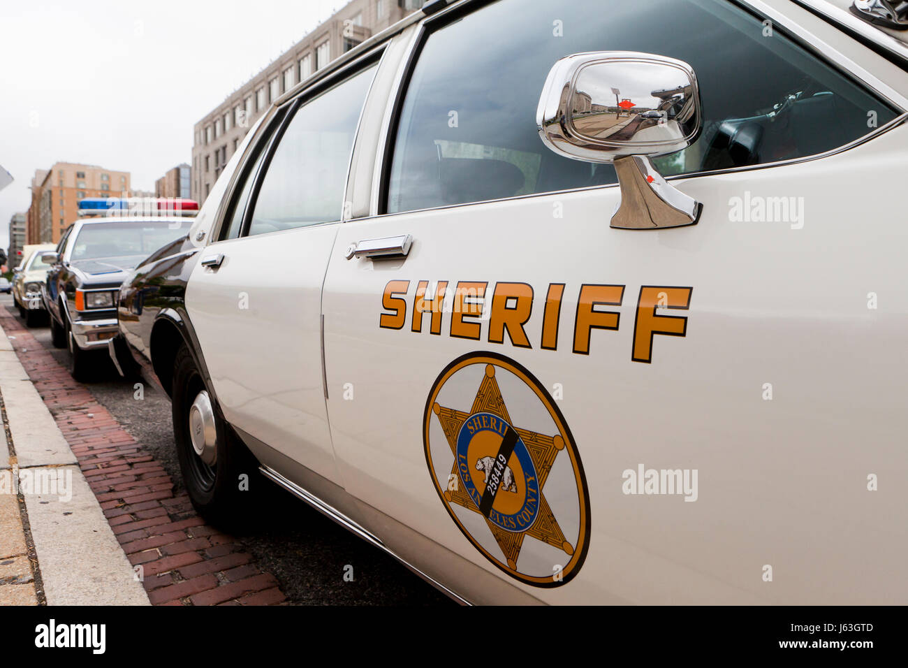 Vintage american police car hi-res stock photography and images - Alamy