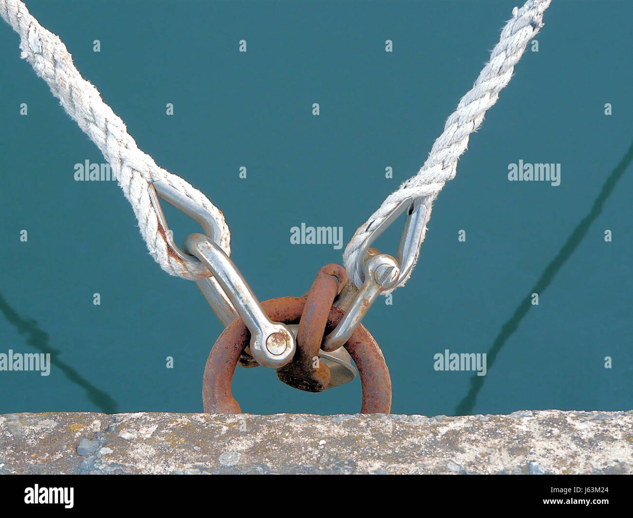 connection connectivity interface annexation shackle rusrigging rope ...