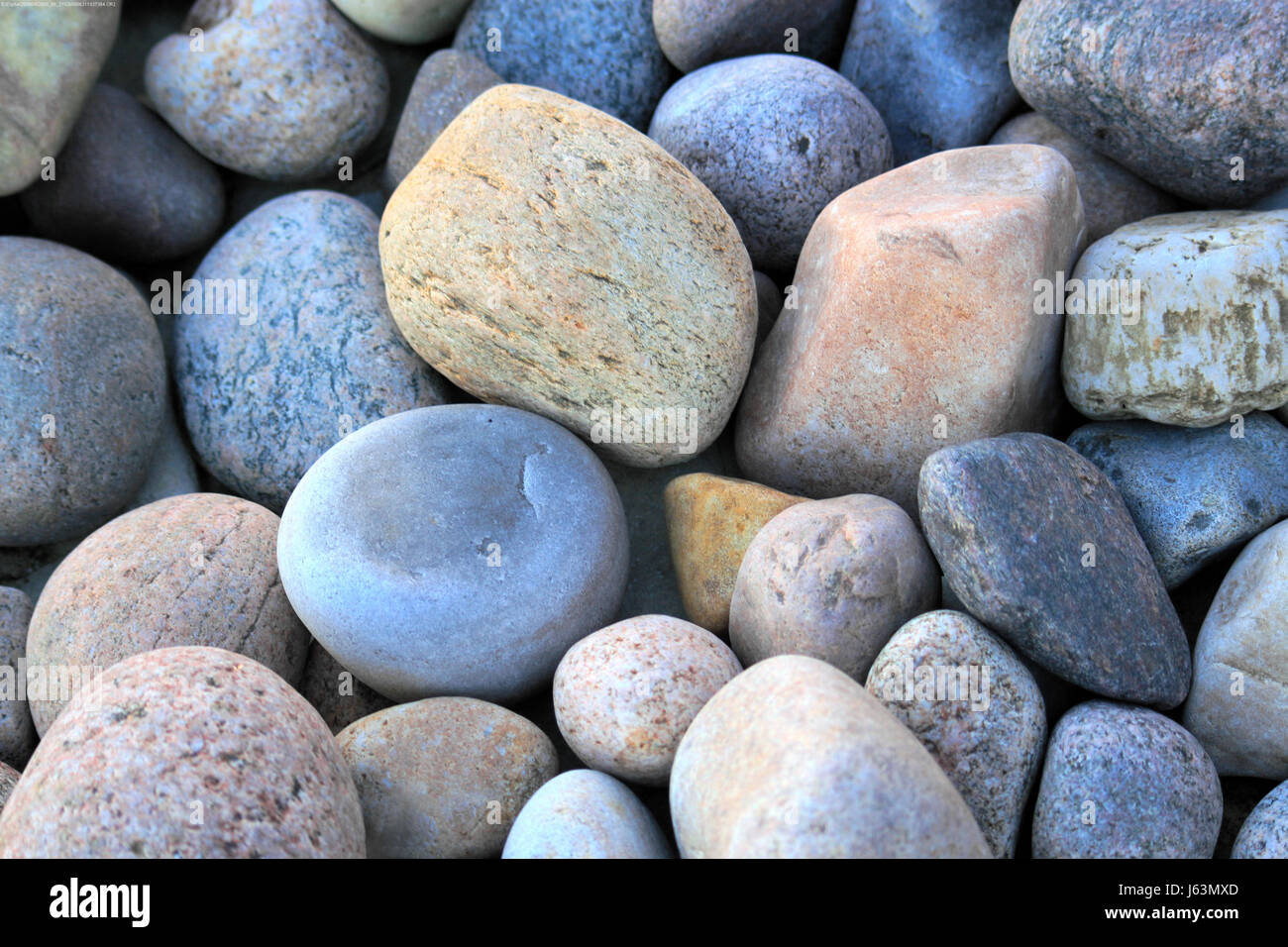 Angular pebbles hi-res stock photography and images - Alamy