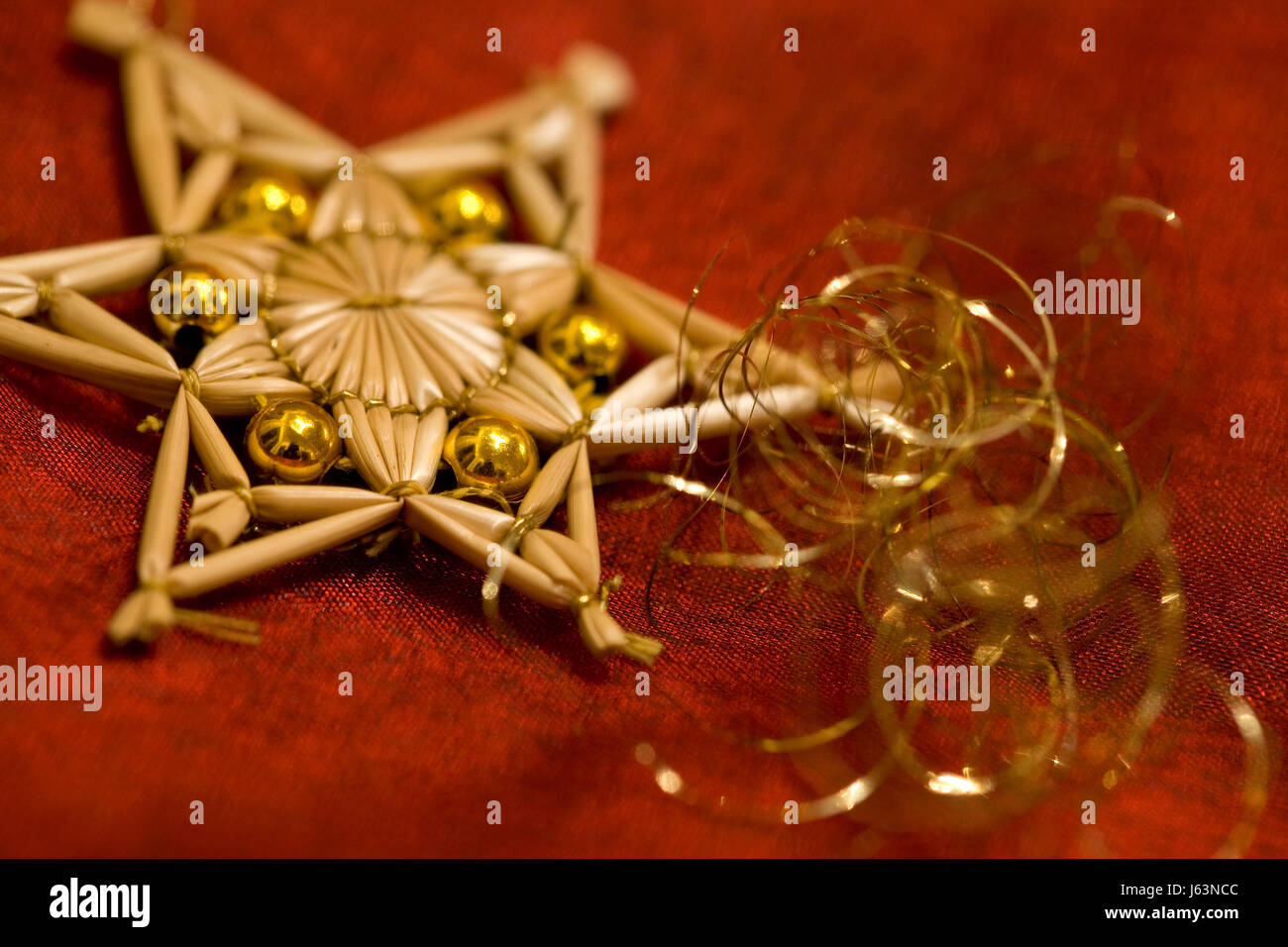 Strohsterne hi-res stock photography and images - Alamy