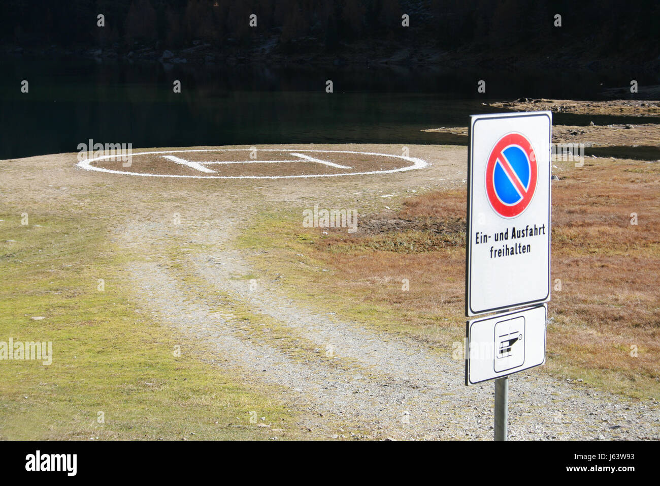 traffic transportation air traffic land helicopter start landing place ...